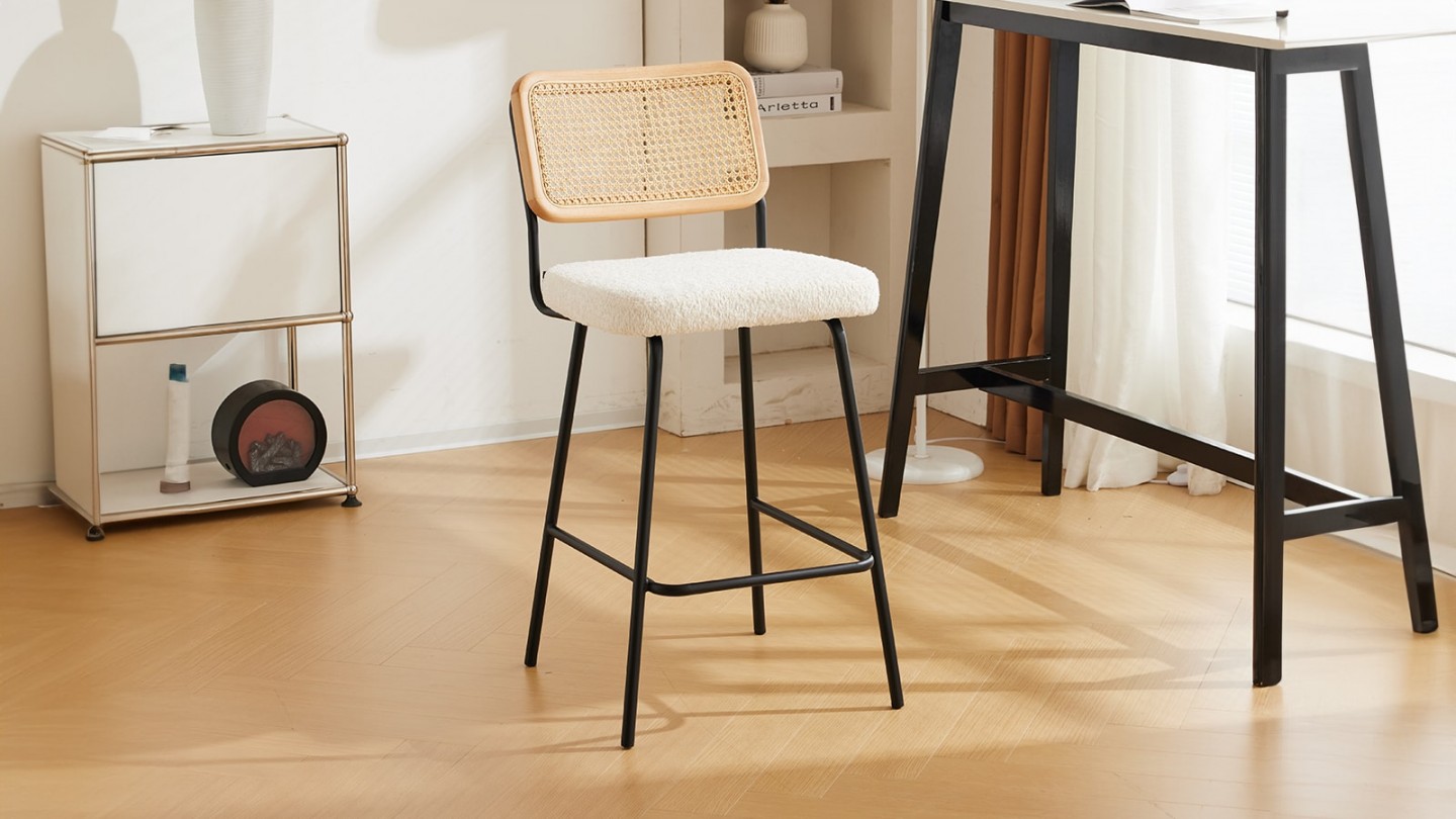 Lot de 2 tabourets de bar en tissu bouclé beige et cannage naturel ...
