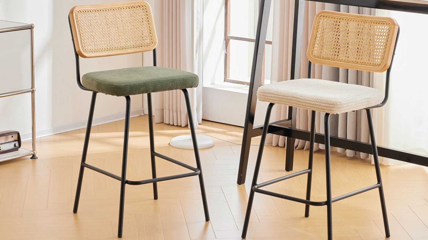 Lot de 2 tabourets de bar en velours côtelé beige et cannage naturel ...
